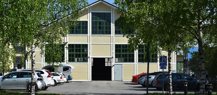 Garage och P-plats
