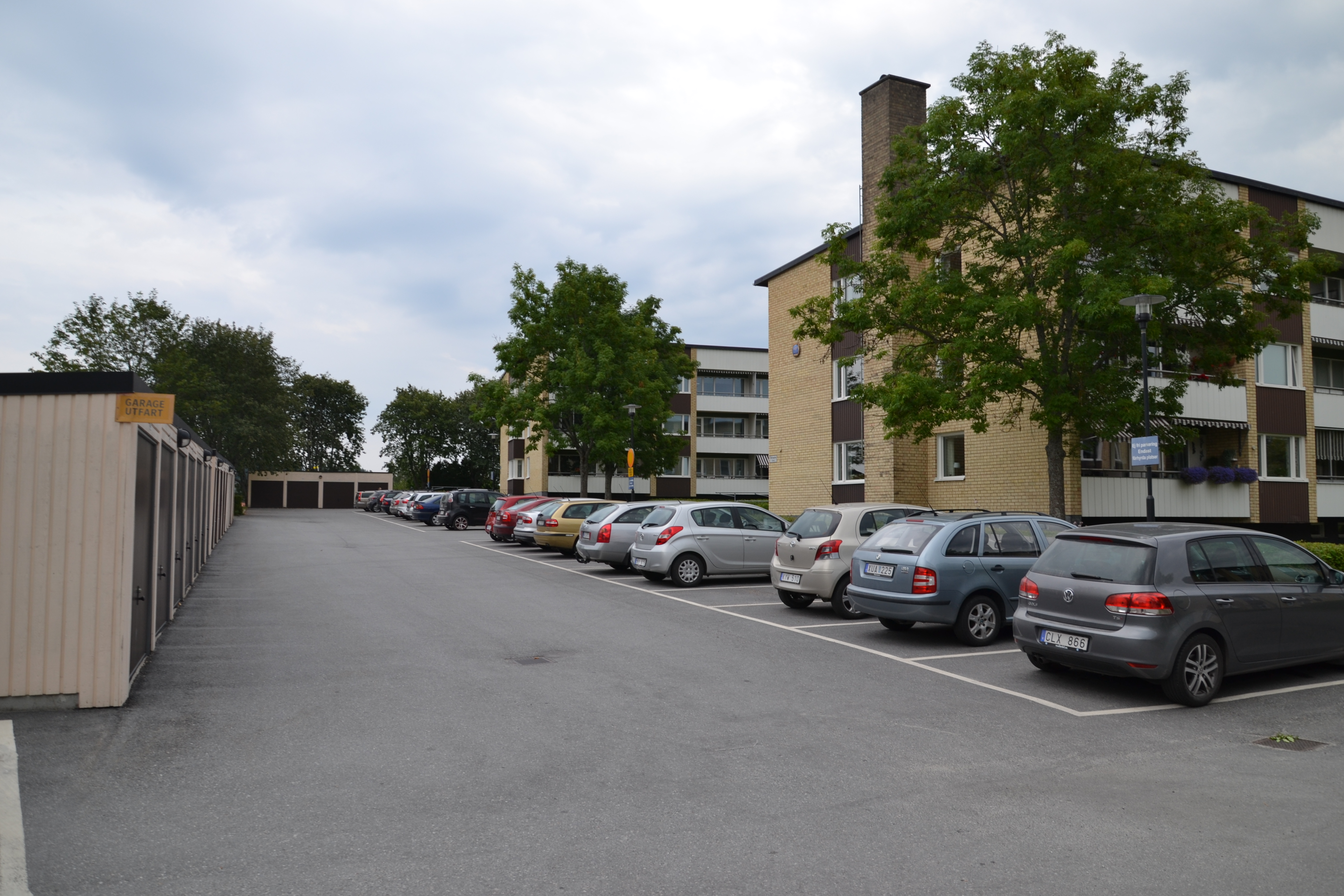 Parkering och garage